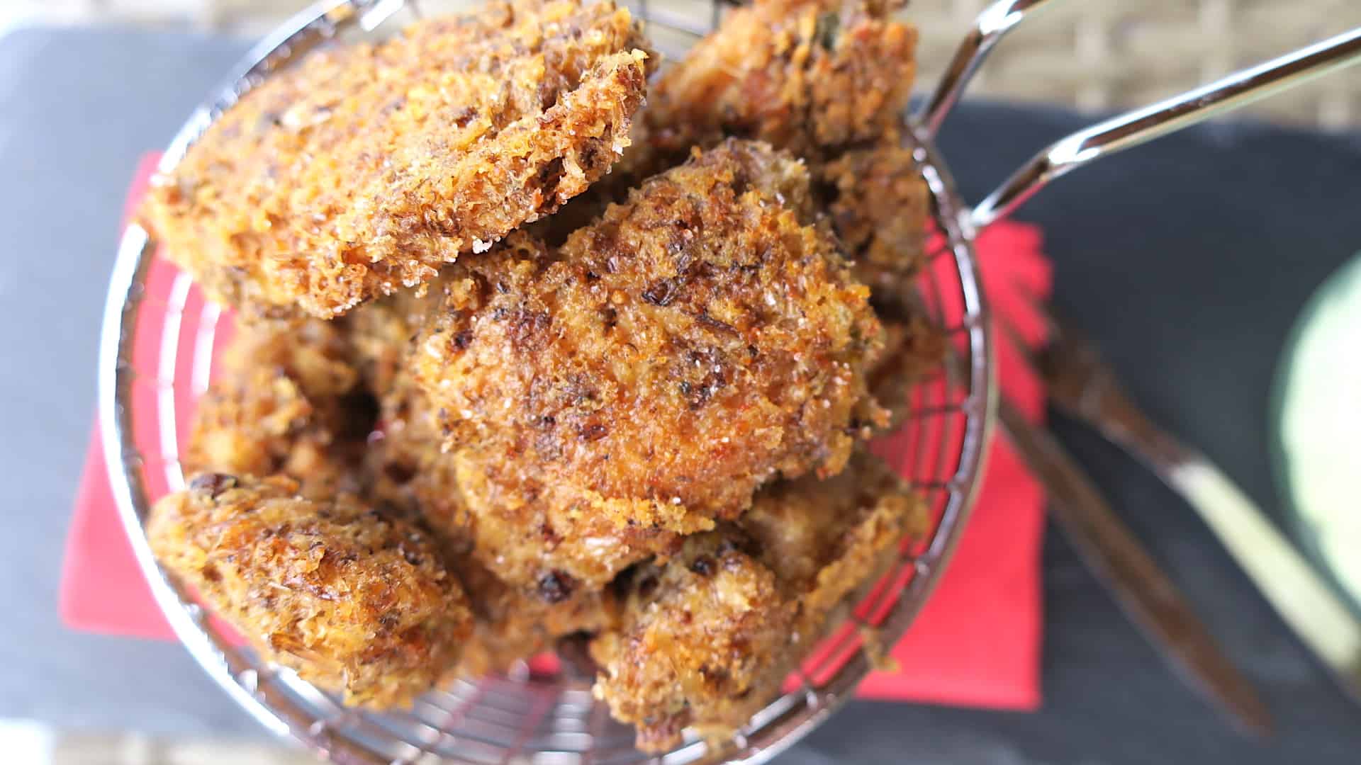 CRUNCHY CRICKET CHICKEN NUGGETS & AVOCADO MAYO