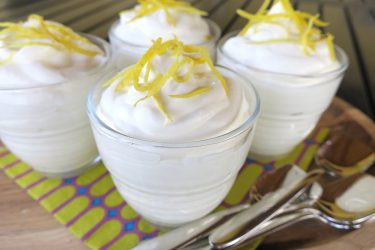 SUGAR FREE LEMON & PROSECCO SYLLABUB - Queen Keto