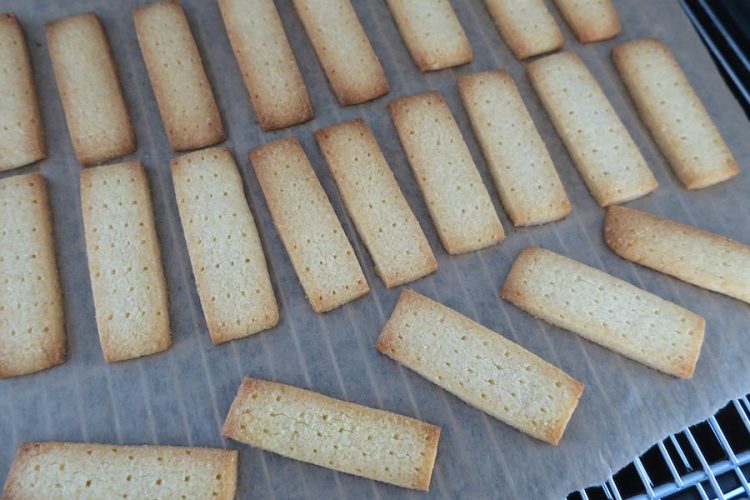 SUGAR FREE & KETO SCOTTISH SHORTBREAD - Queen Keto