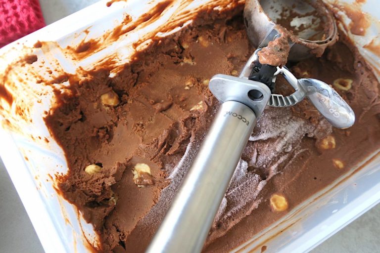 Keto Chocolate Hazelnut Ice Cream (Bacio Gelato) - Queen Keto