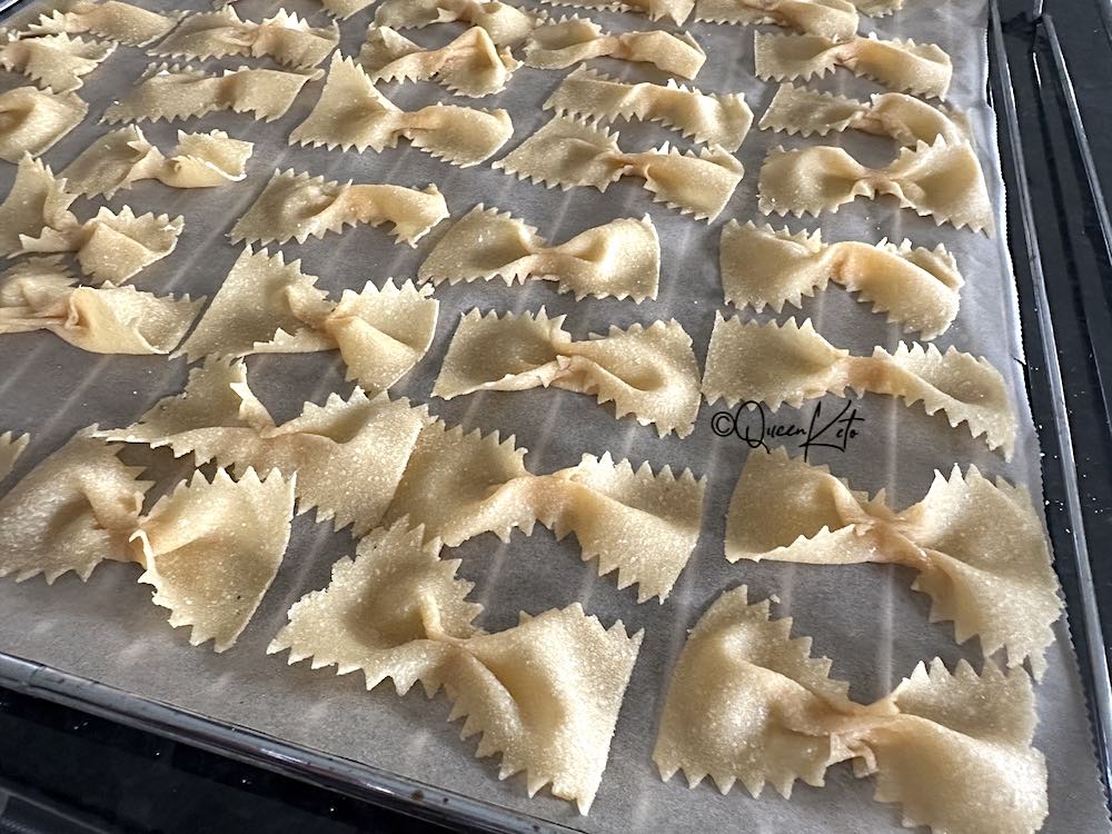 Queenketo Low Carb Pasta #3 Easy Shapes - Queen Keto
